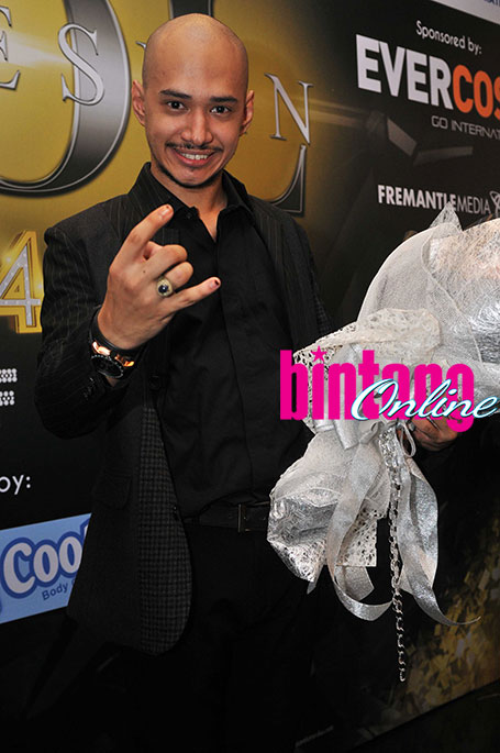 Raih Runner Up, Husein Tetap Memukau - Tabloidbintang.com Raih Runner Up, Husein Tetap Memukau - Tabloidbintang.com